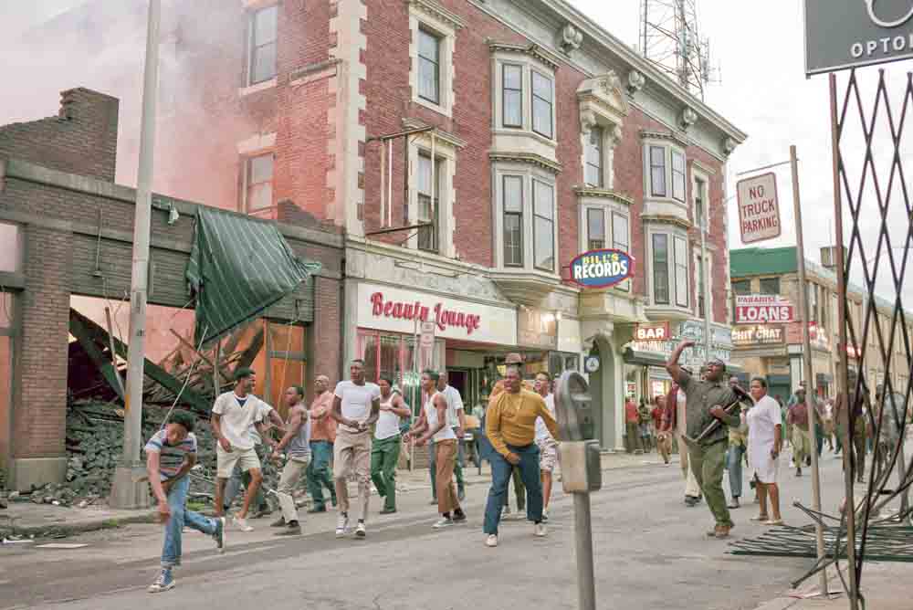 Bigelow explores a horrific history in ‘Detroit’ | News, Sports, Jobs ...